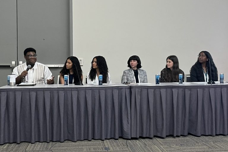 Leading the Change | American Libraries Magazine